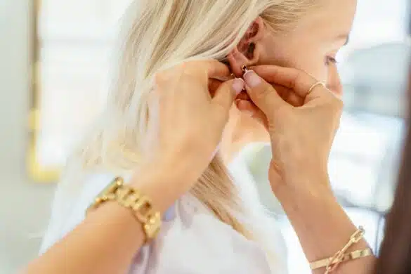 8 Easy and Effective Methods to Clean Gold Earrings